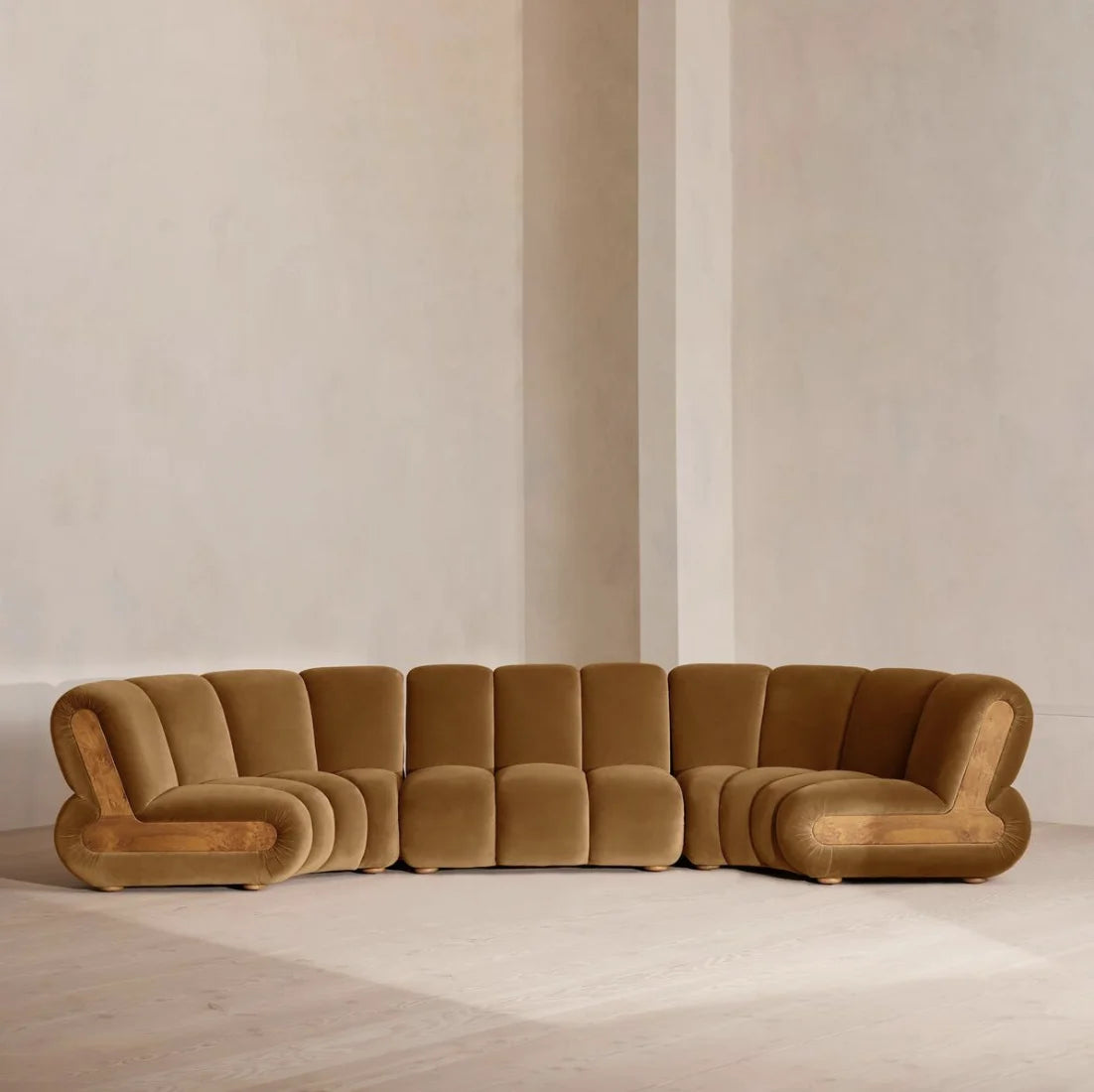 Noelle Curved Modular Sofa - Stylish Comfort– Mayze Interiors